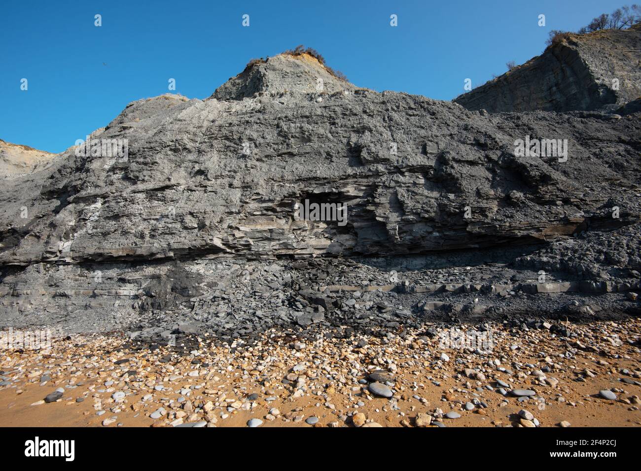 Coastal path and crumbling cliffs hi-res stock photography and images ...