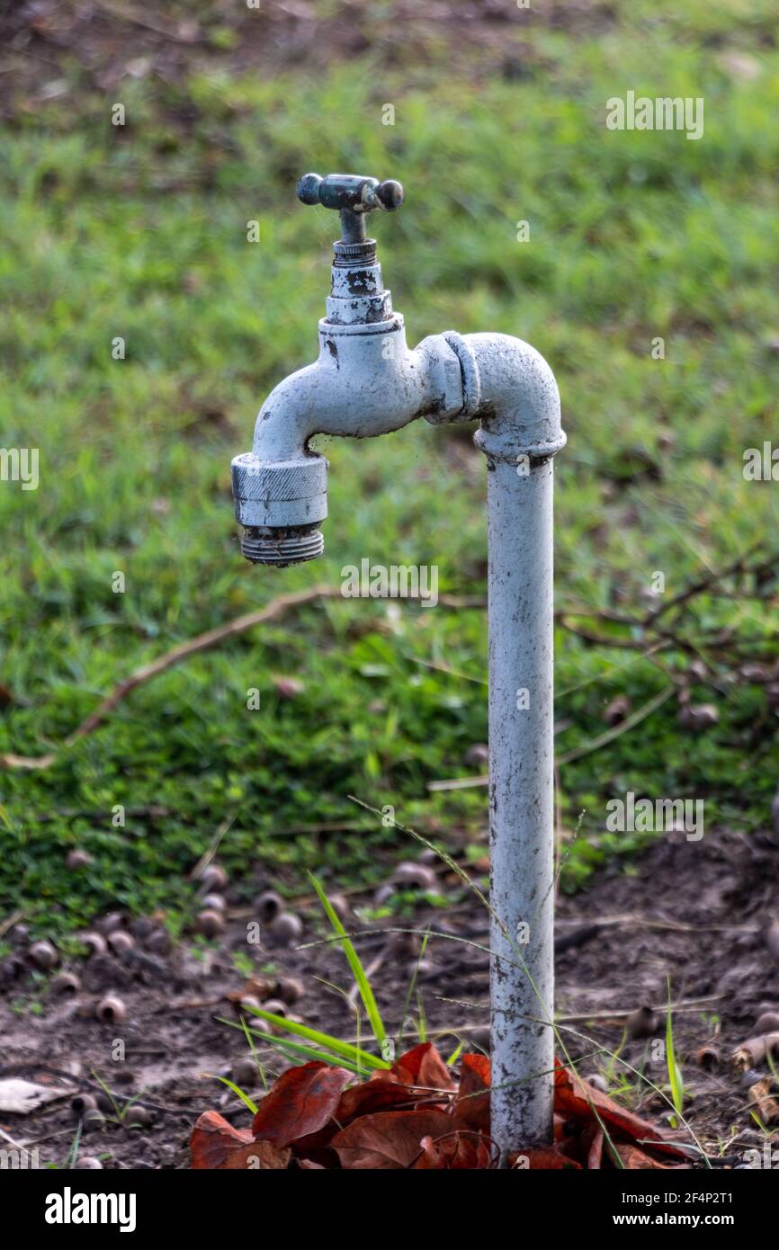 Outdoor metal pipe hi-res stock photography and images - Alamy