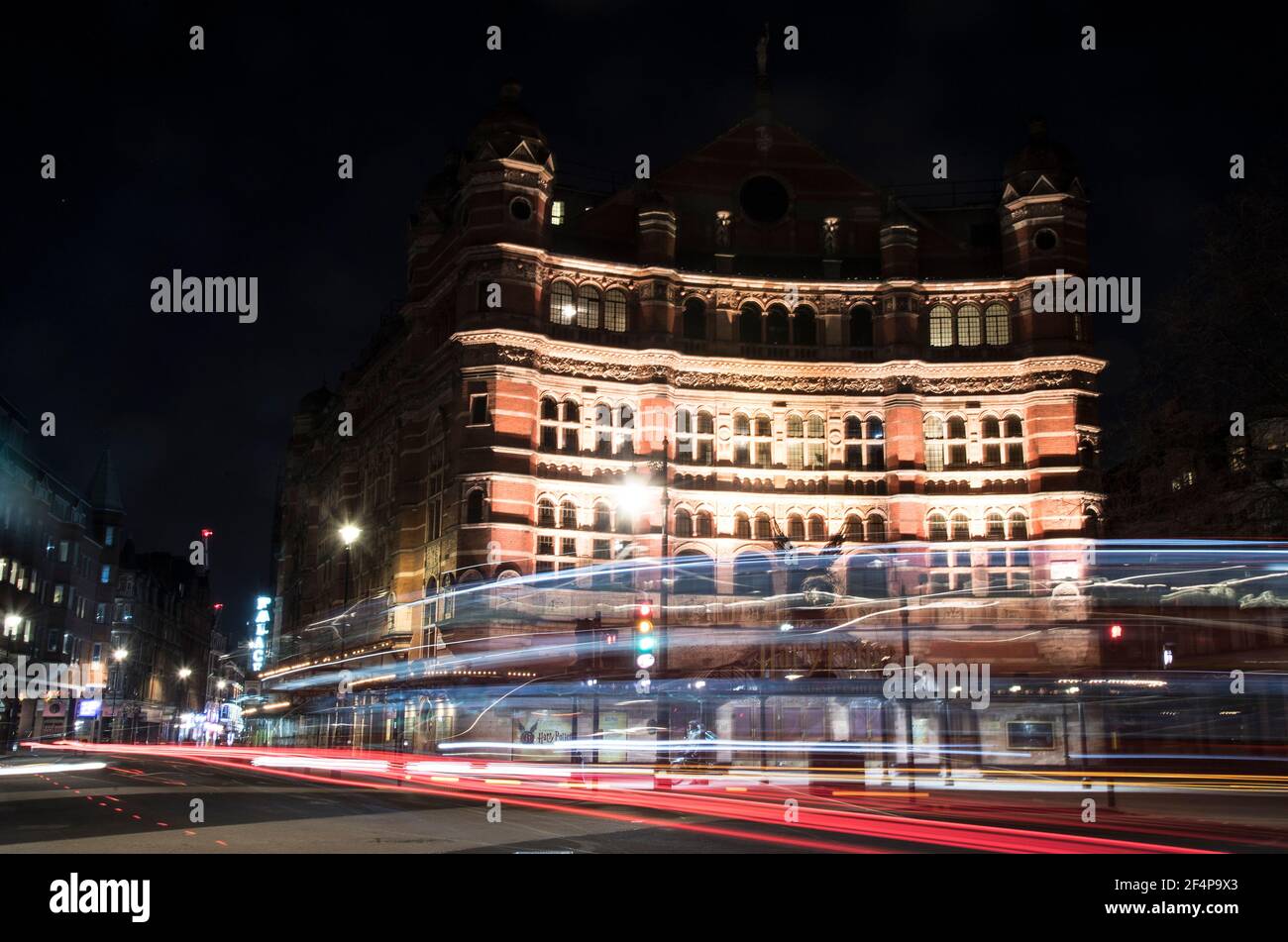 Cambridge circus palace theatre hi-res stock photography and images - Alamy