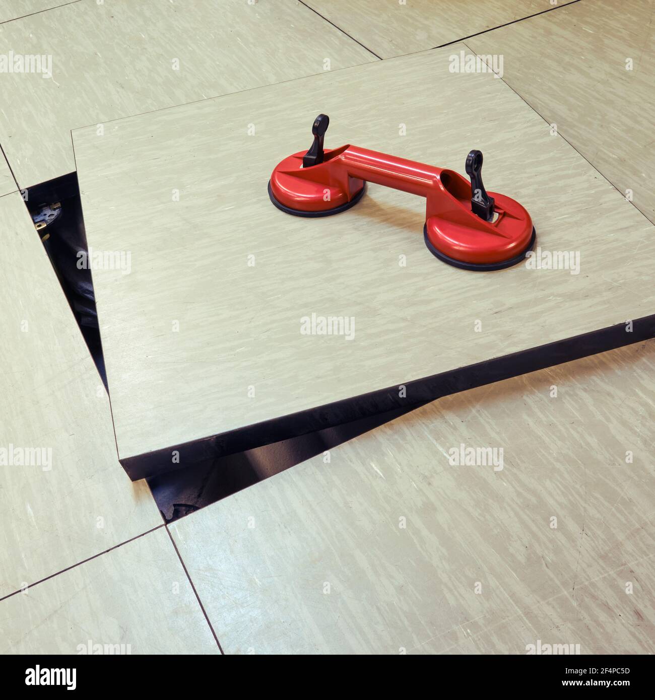 Double vacuum equipment for removing tiles from floors in industrial ...