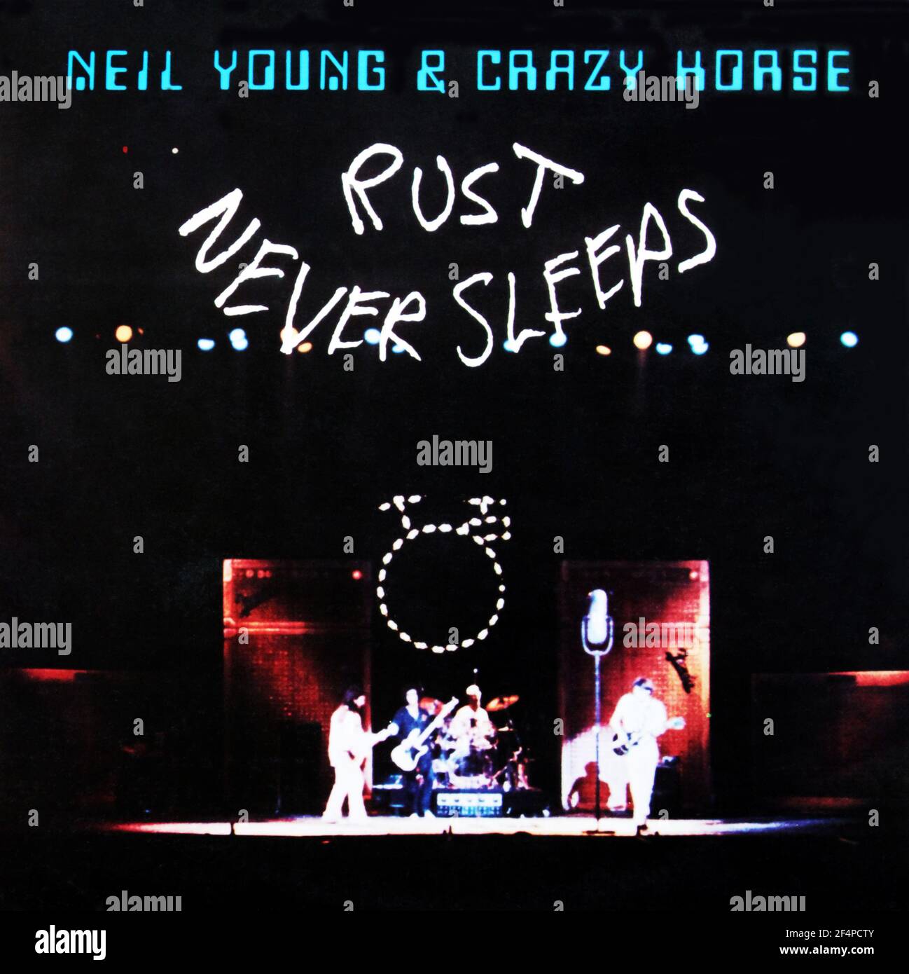 Neil young crazy horse hi-res stock photography and images - Alamy
