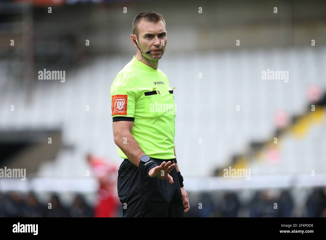 BRUGES, BELGIUM - MARCH 21: referee Nicolas Laforge during the Jupiler ...