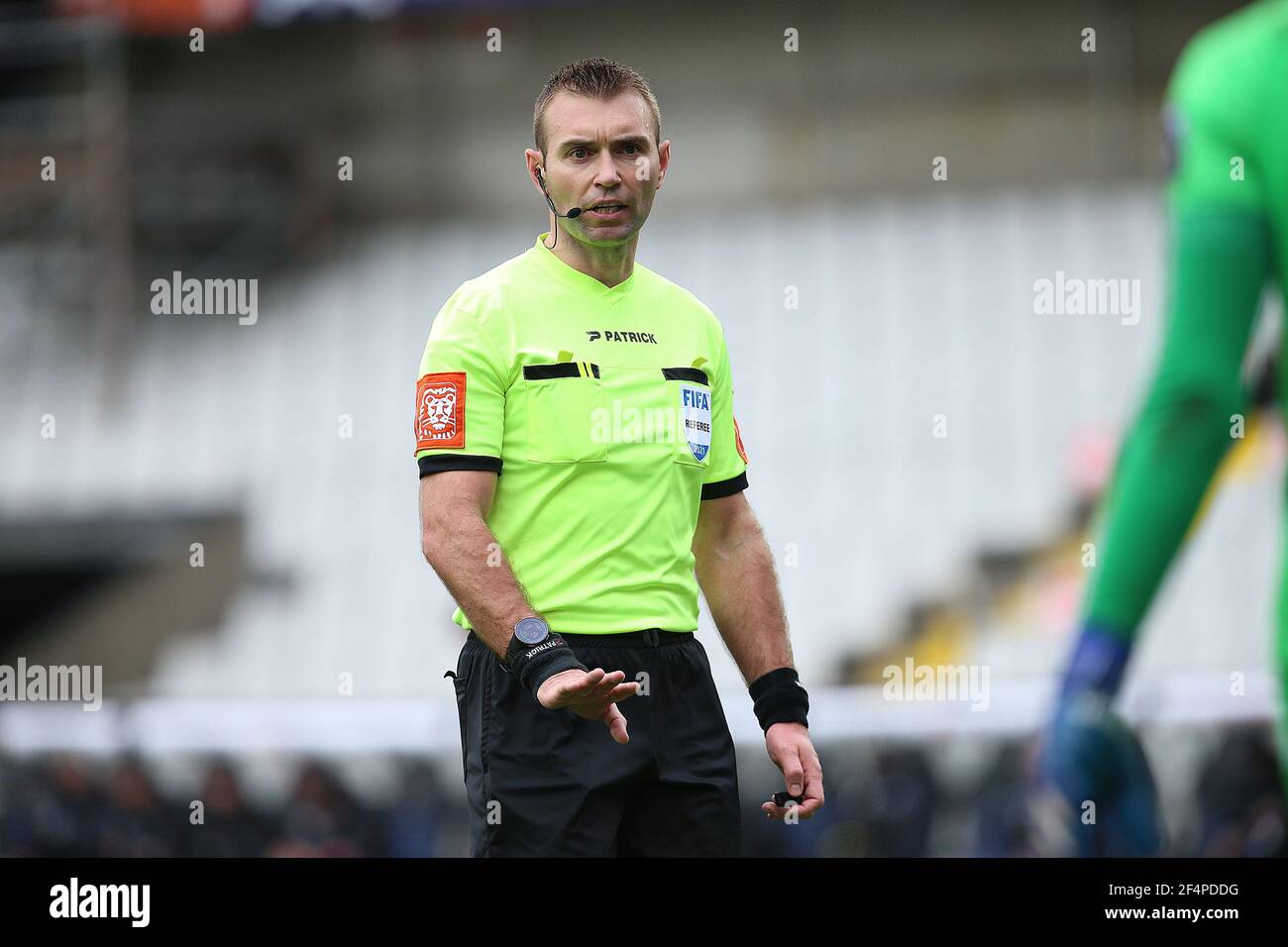BRUGES, BELGIUM - MARCH 21: referee Nicolas Laforge during the Jupiler ...