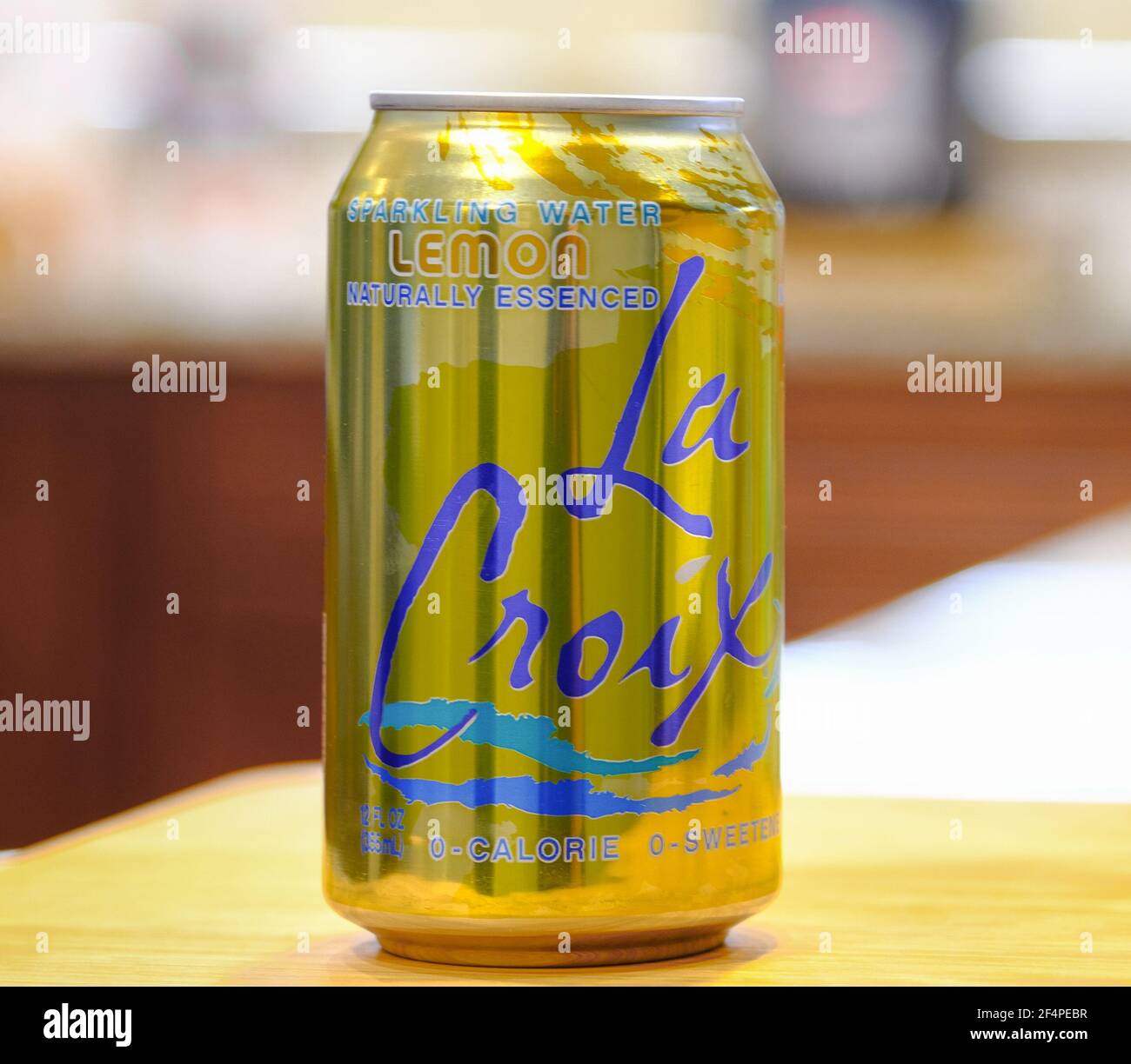 LaCroix Lemon Soda Stock Photo - Alamy