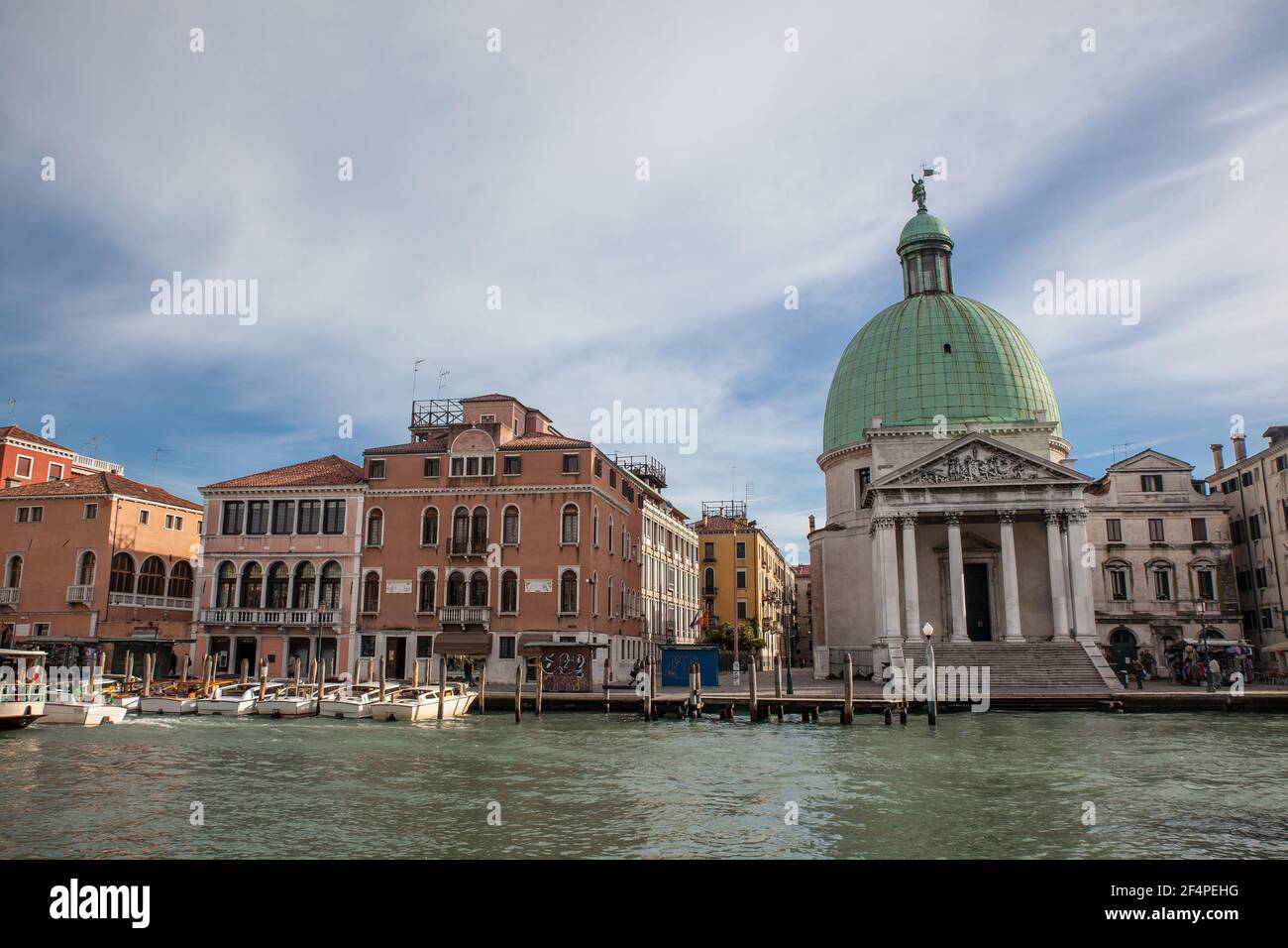 old Venice grand channel, Italy Stock Photo - Alamy