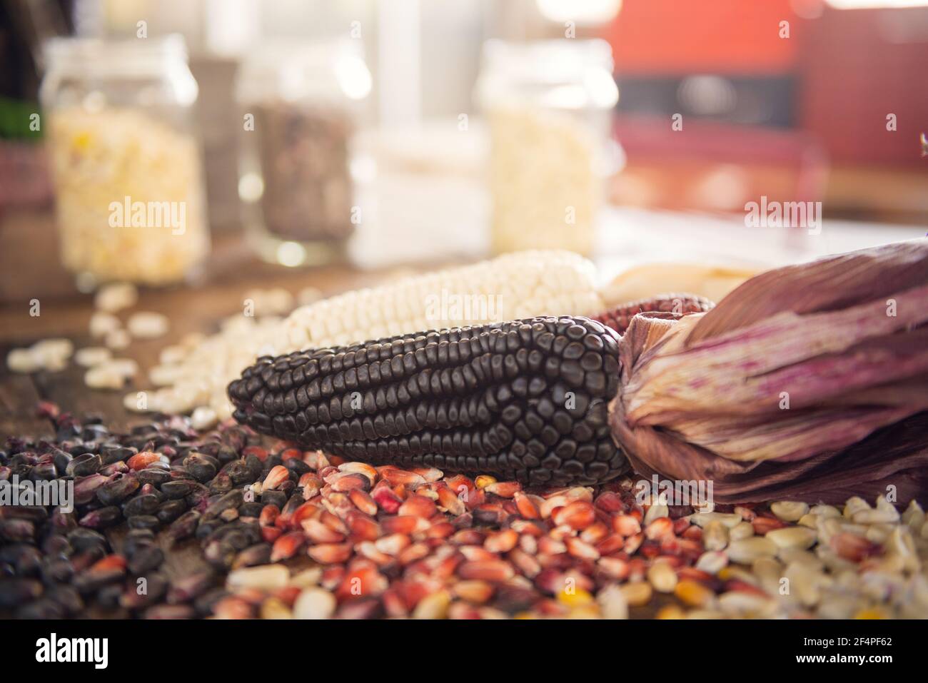 Different colors of corn hi-res stock photography and images - Alamy