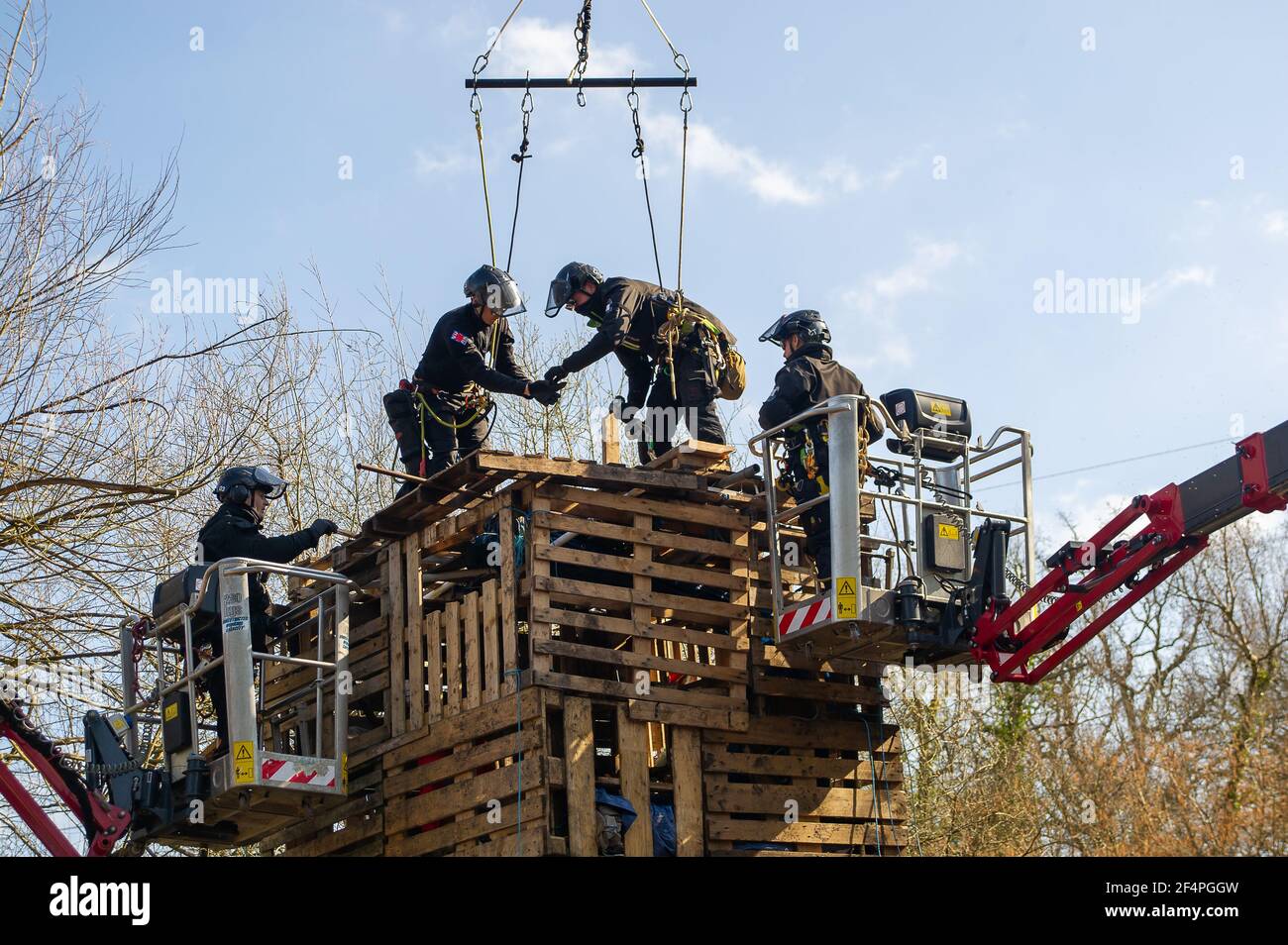 Denham, UK. 22nd March, 2021. In the early hours of this morning over ...