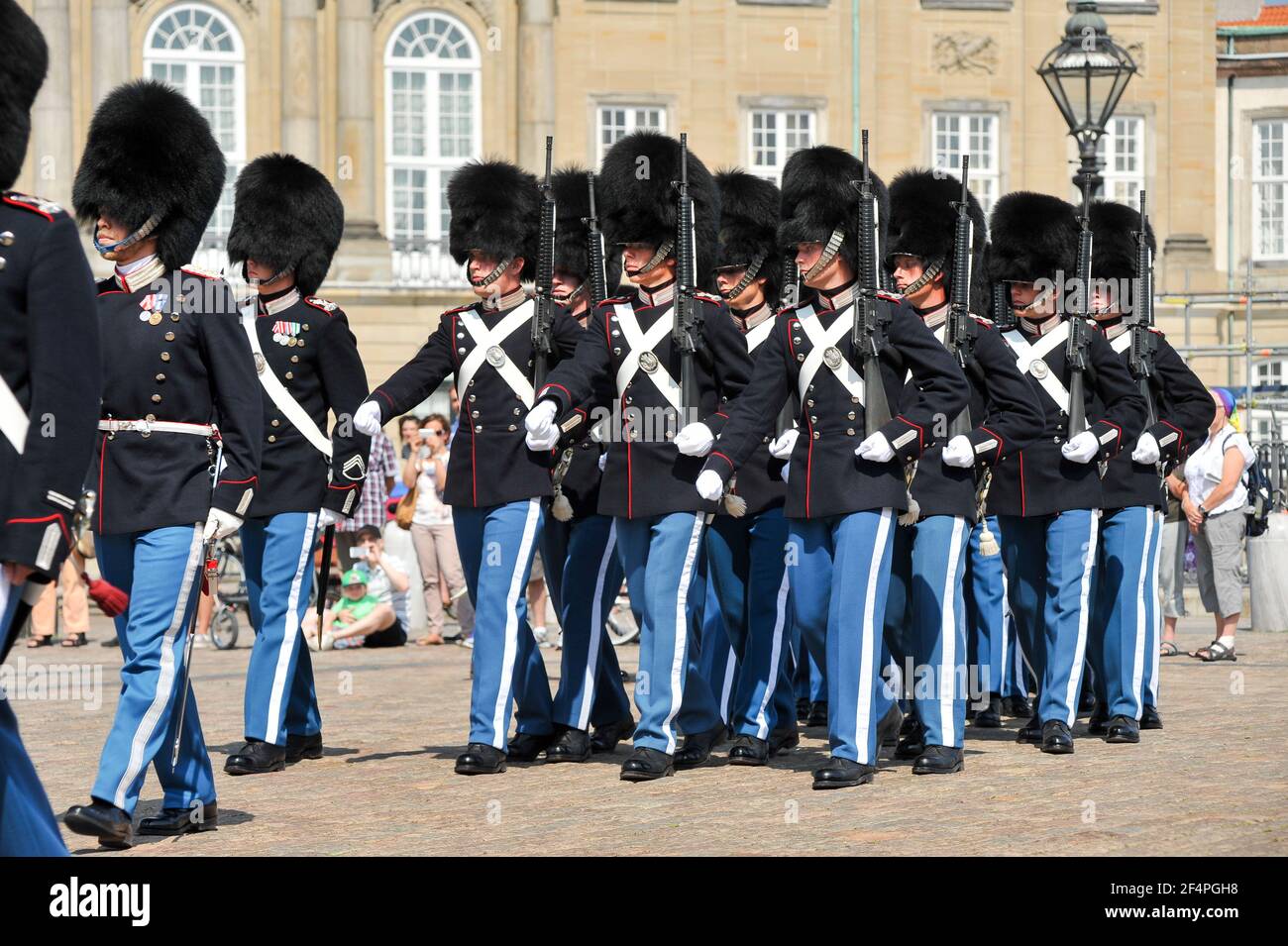 Royal Life Guard (Den Kongelige Livgarde) King's Watch in Amalienborg ...