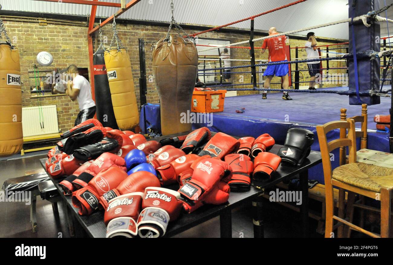 Fitzroy Lodge Amateur Boxing Club High Resolution Stock Photography and ...