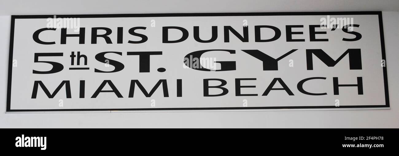 Dundees 5th st gym hi-res stock photography and images - Alamy