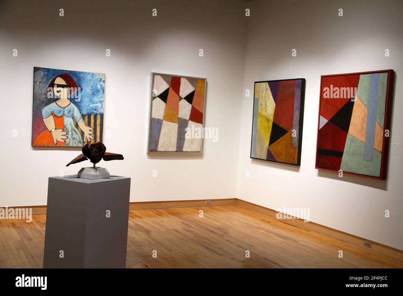 Hanging sculpture art gallery hi-res stock photography and images - Alamy