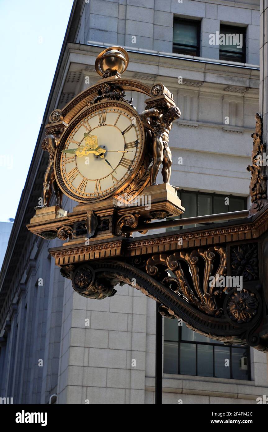 The original Kauffman's Clock on Smithfield Street and Fifth Avenue in ...