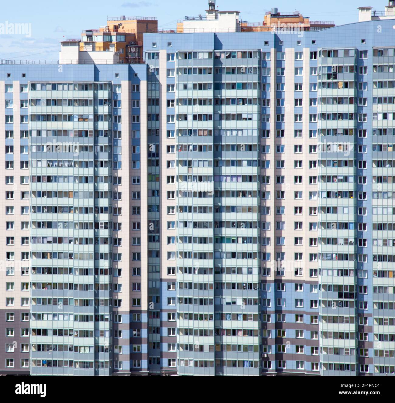 Front view of the apartment building Stock Photo - Alamy