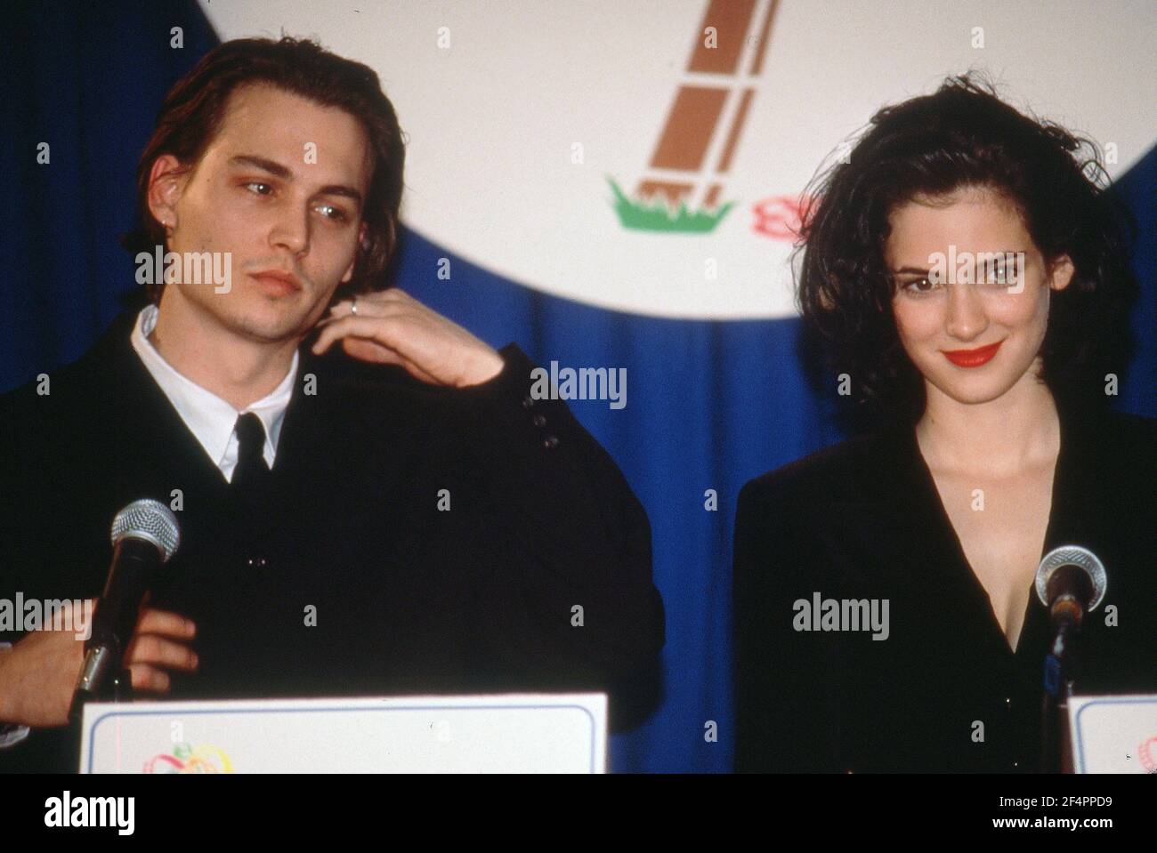 Winona Ryder And Johnny Depp Story