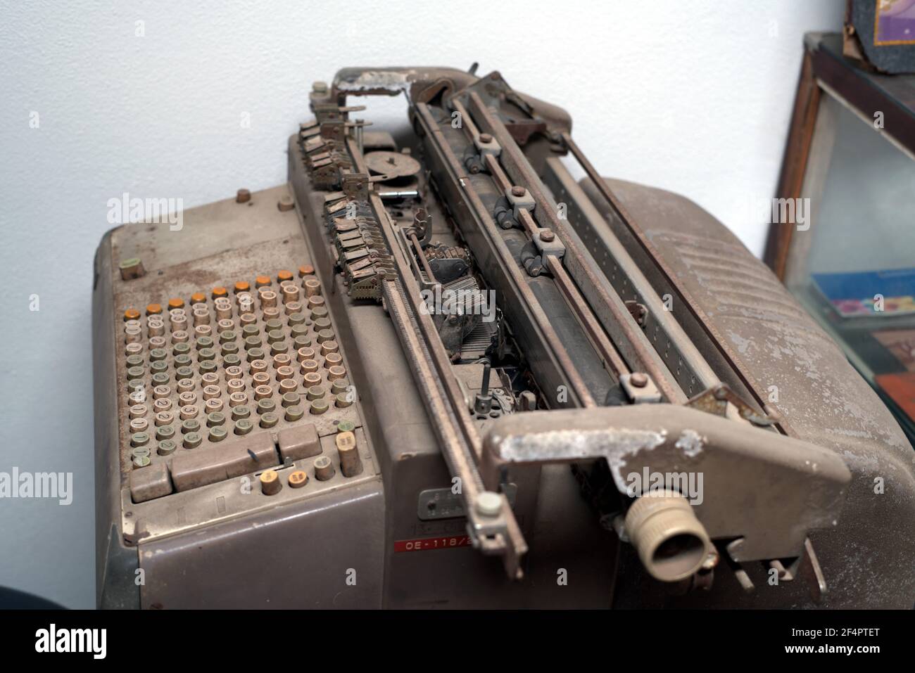 Old fashioned bank cashier hi-res stock photography and images - Alamy