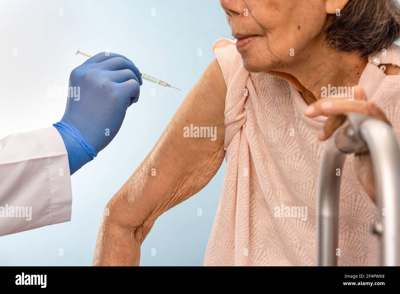 Indian doctor injection hi-res stock photography and images - Alamy