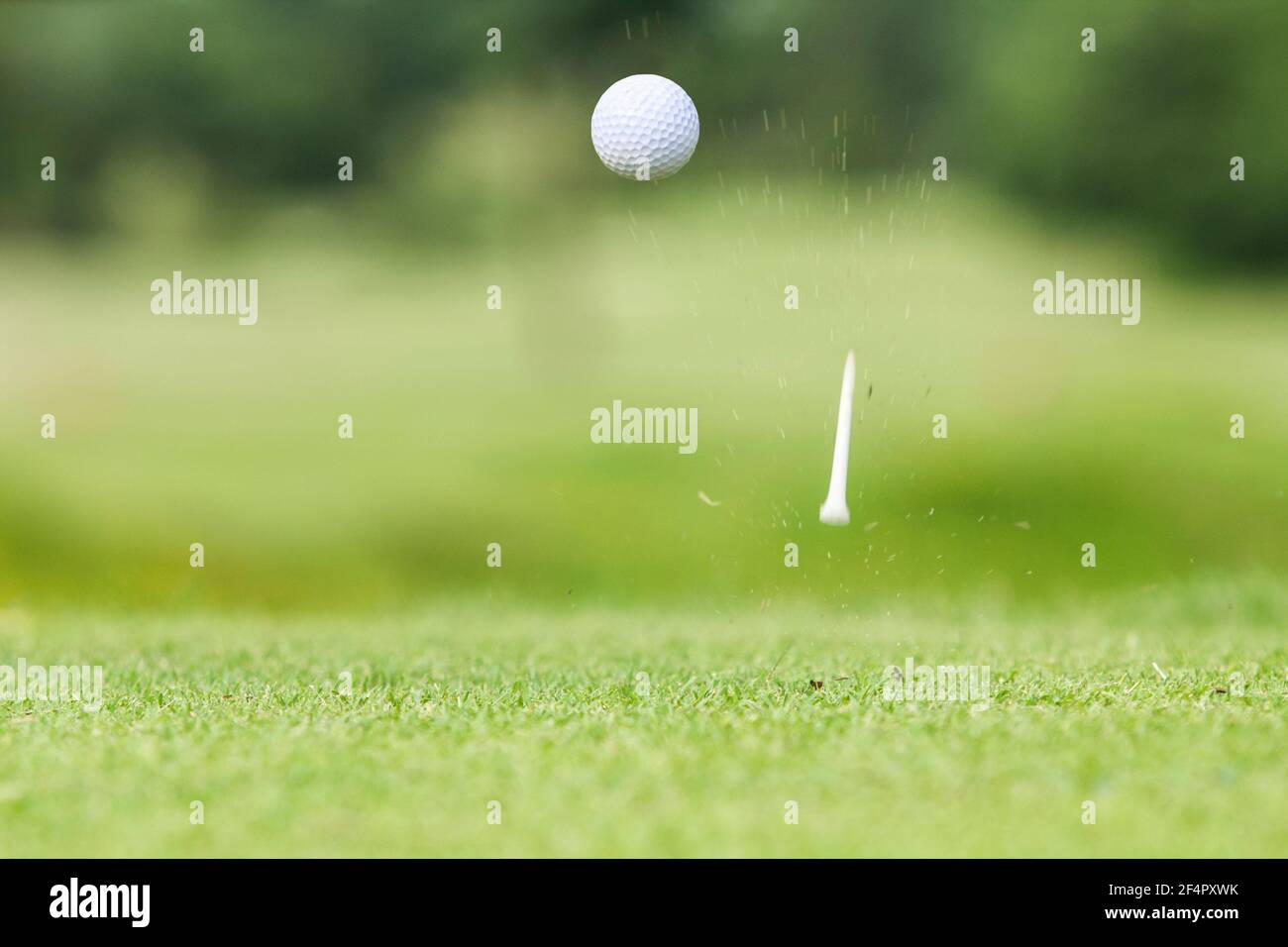 After tee off hi-res stock photography and images - Alamy