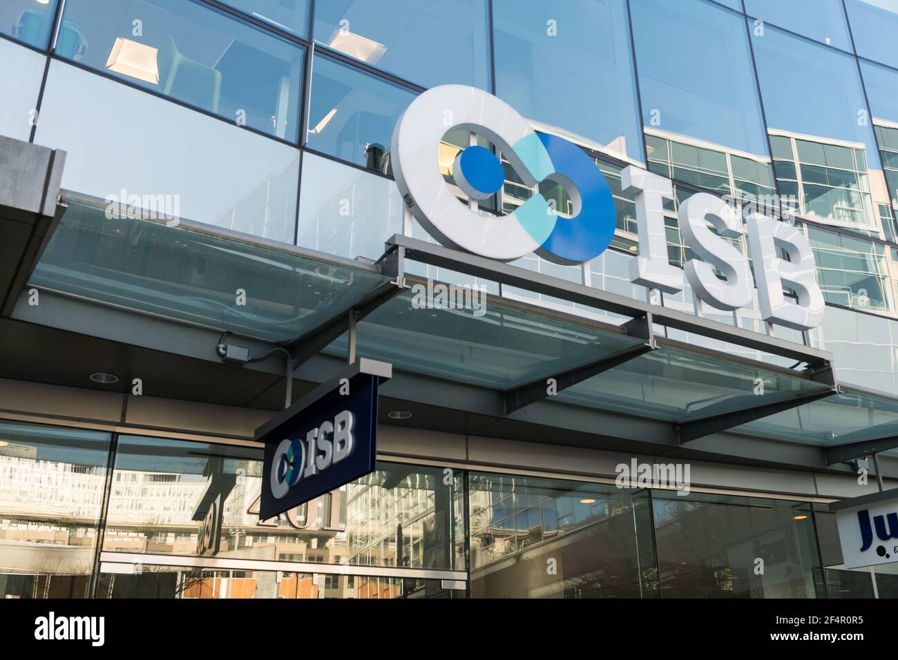 Biomedical immunologist hi-res stock photography and images - Alamy