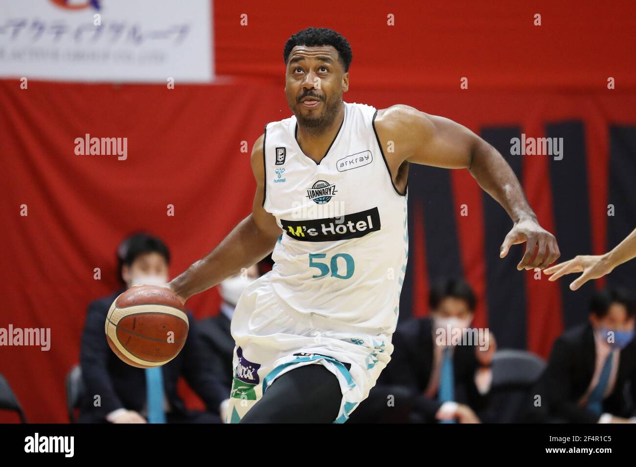 David simon basketball hi-res stock photography and images - Alamy