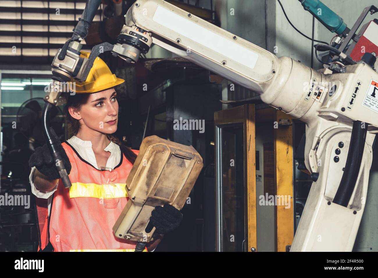 Engineering arm hi-res stock photography and images - Alamy