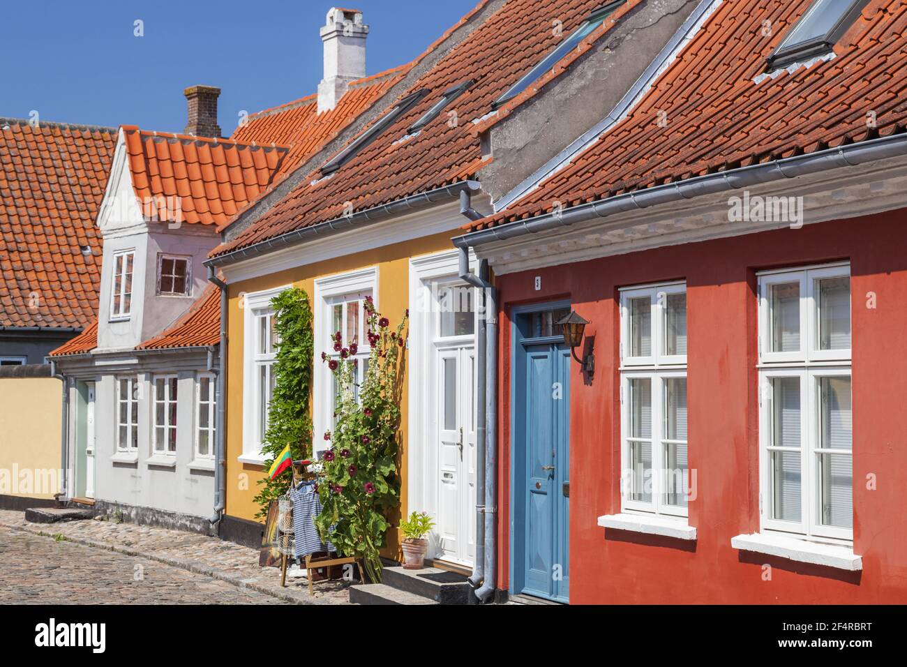 Old town alleys hi-res stock photography and images - Alamy