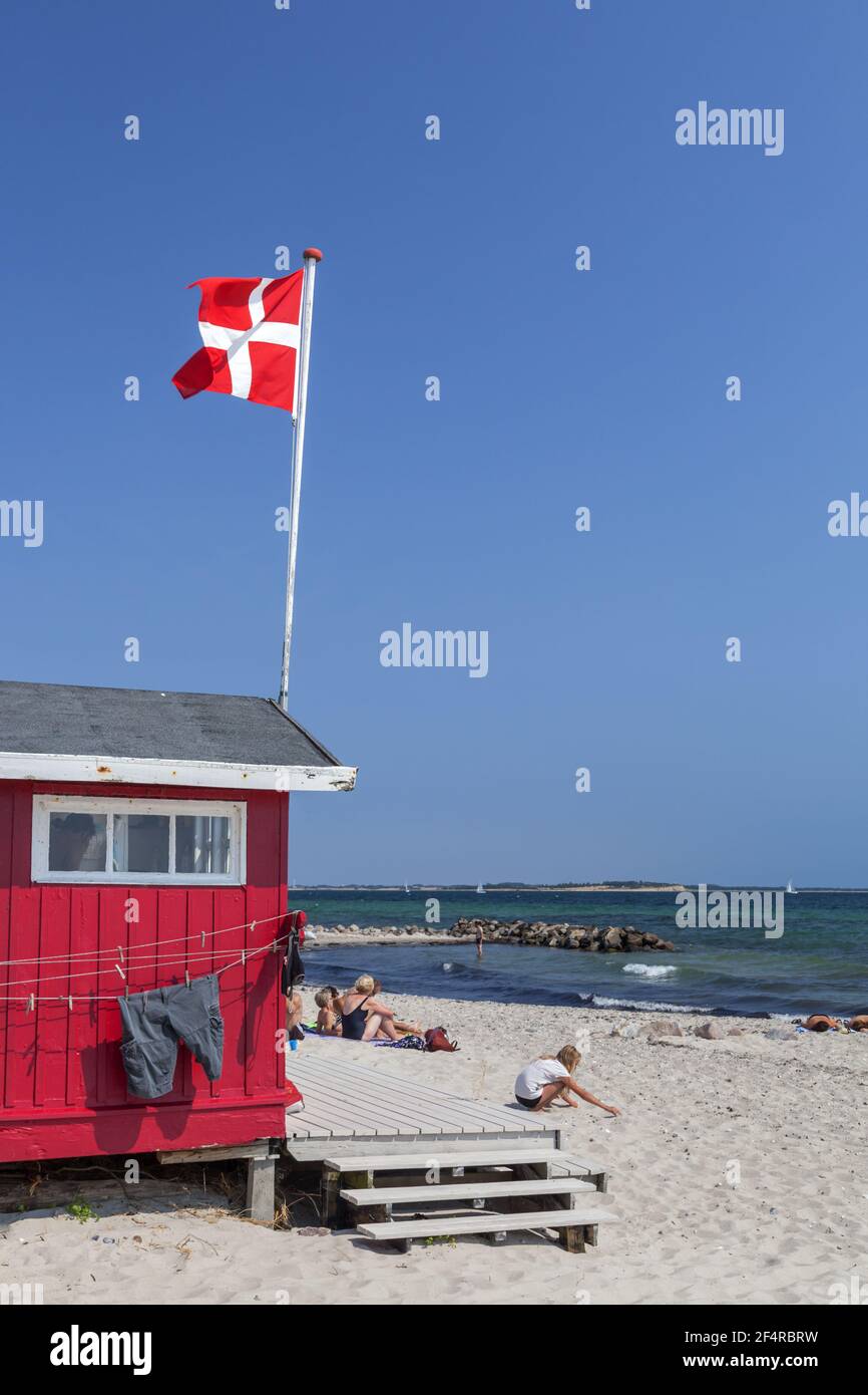 Aero beach hut huts hi-res stock photography and images - Alamy