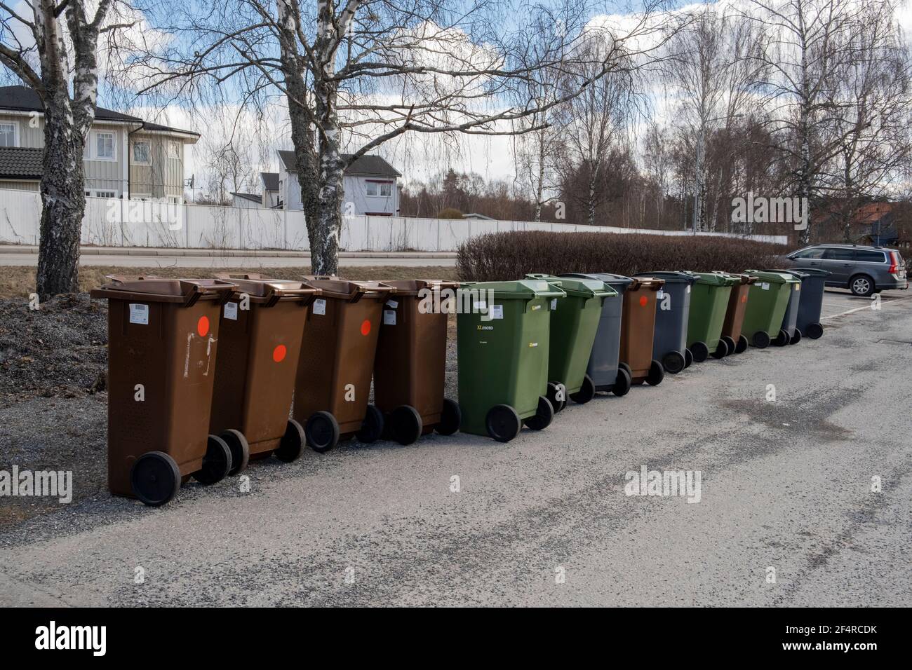 Emptying trash hi-res stock photography and images - Alamy