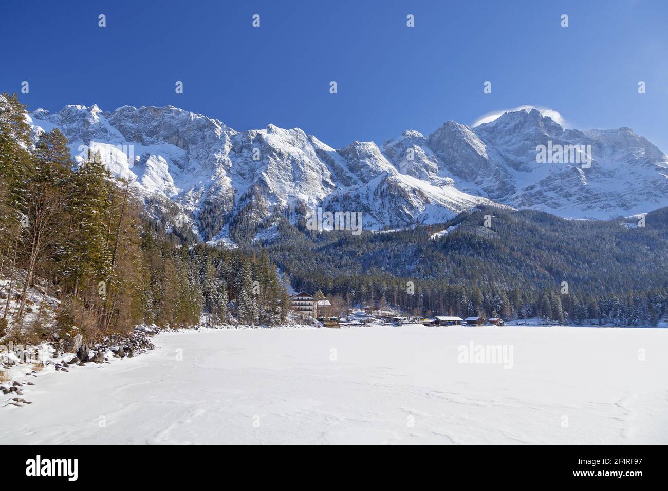 Freeze Up High Resolution Stock Photography and Images - Alamy