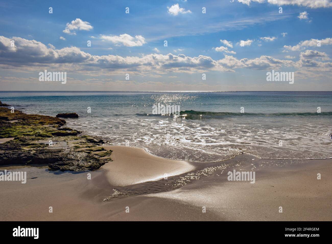 Seaside beach landscape and beautiful coastline with sea waves Stock ...