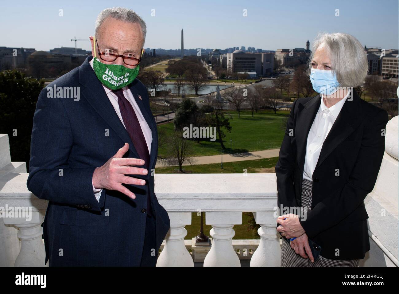 Senate sergeant at arms hi-res stock photography and images - Alamy