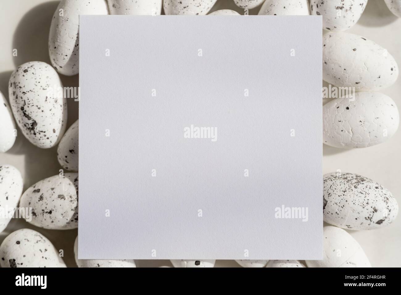 Easter eggs space copy hi-res stock photography and images - Alamy