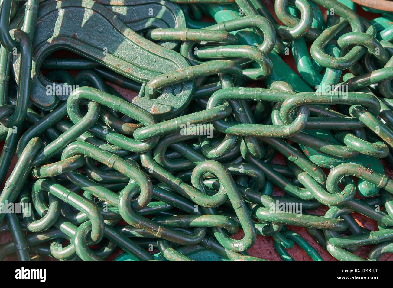 Lashing chains hi-res stock photography and images - Alamy