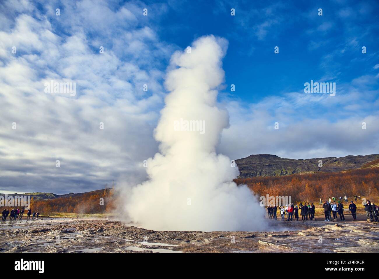 Crater of the great geyser hi-res stock photography and images - Alamy