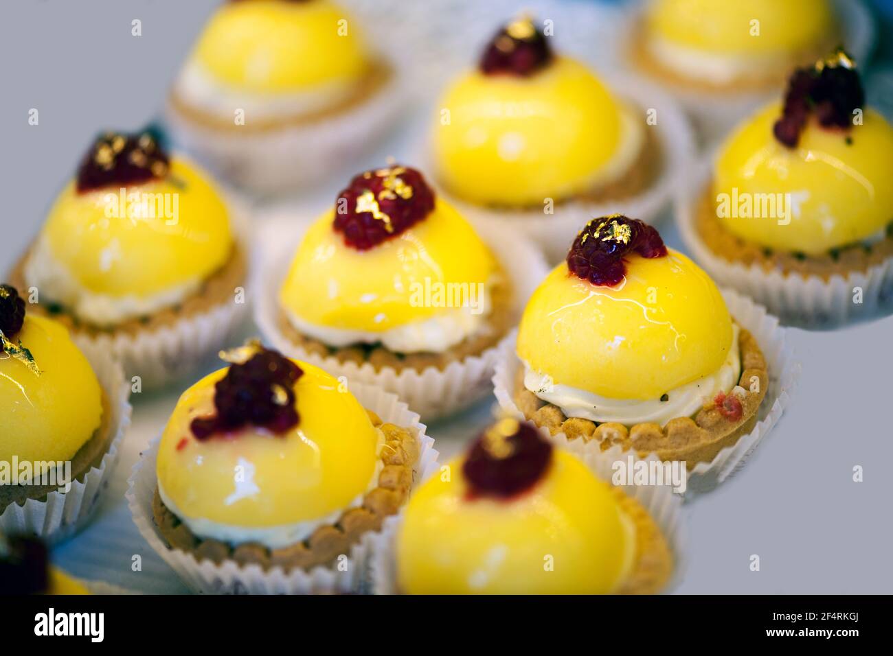 Delicious artisan desserts prepared in an Italian pastry shop ...