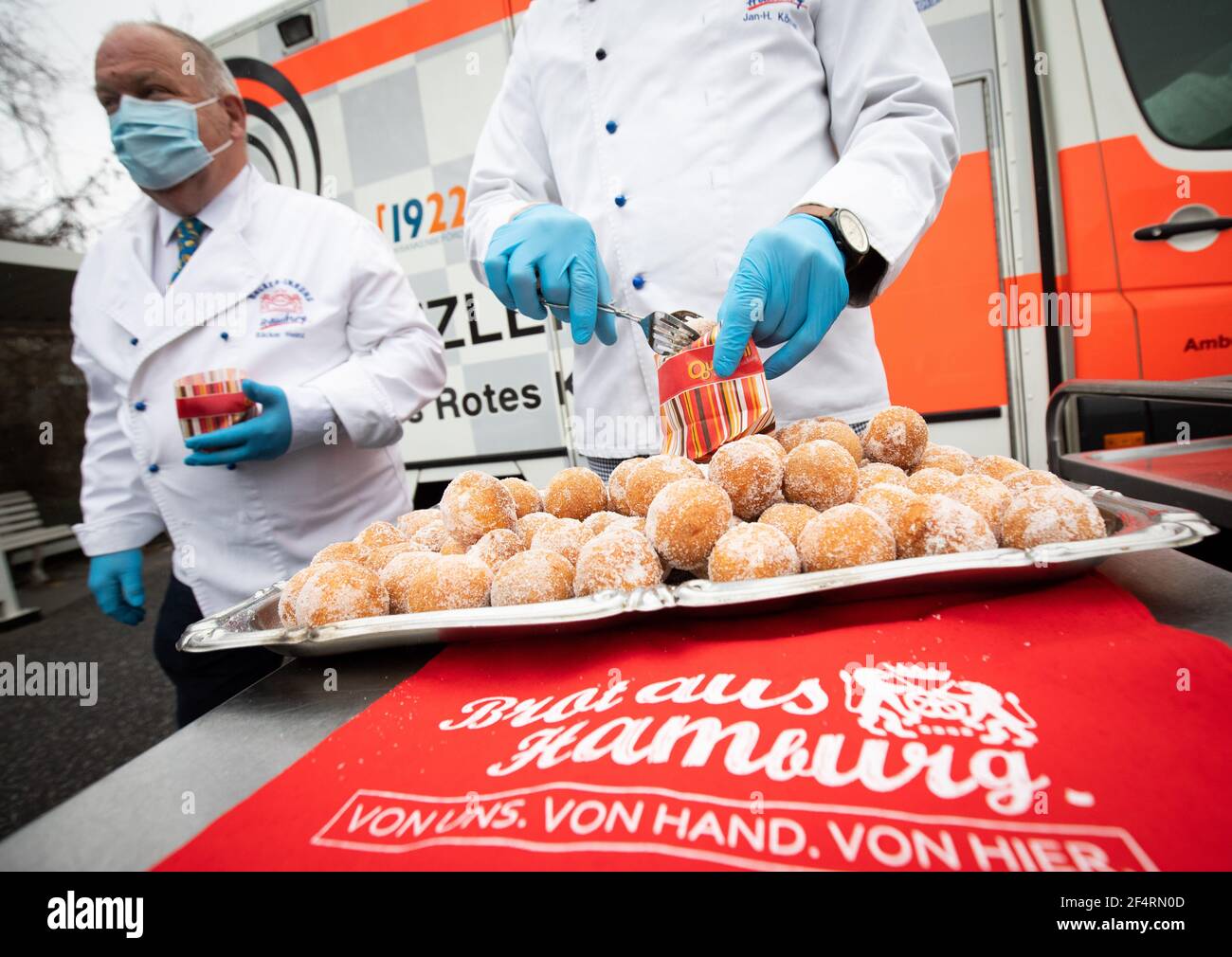 Hamburg, Germany. 23rd Mar, 2021. Bakers from the Hamburg bakers' guild ...