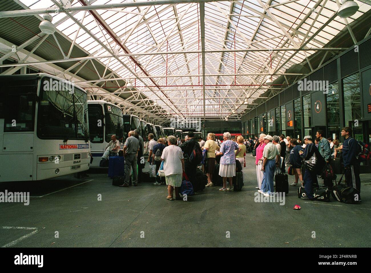 Victoria coach hi-res stock photography and images - Alamy