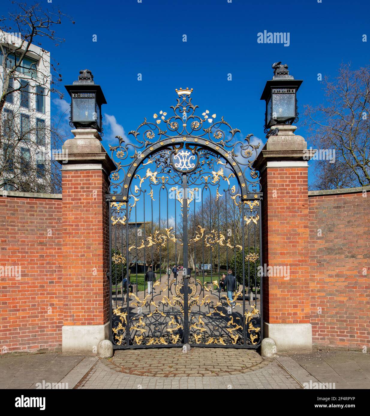 Large wrought iron gates hi-res stock photography and images - Alamy