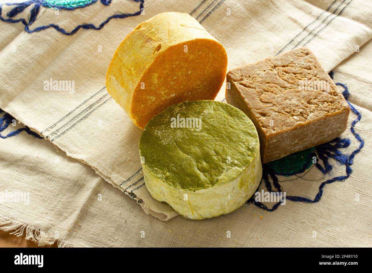 Various handmade aromatic soaps on linen Stock Photo - Alamy