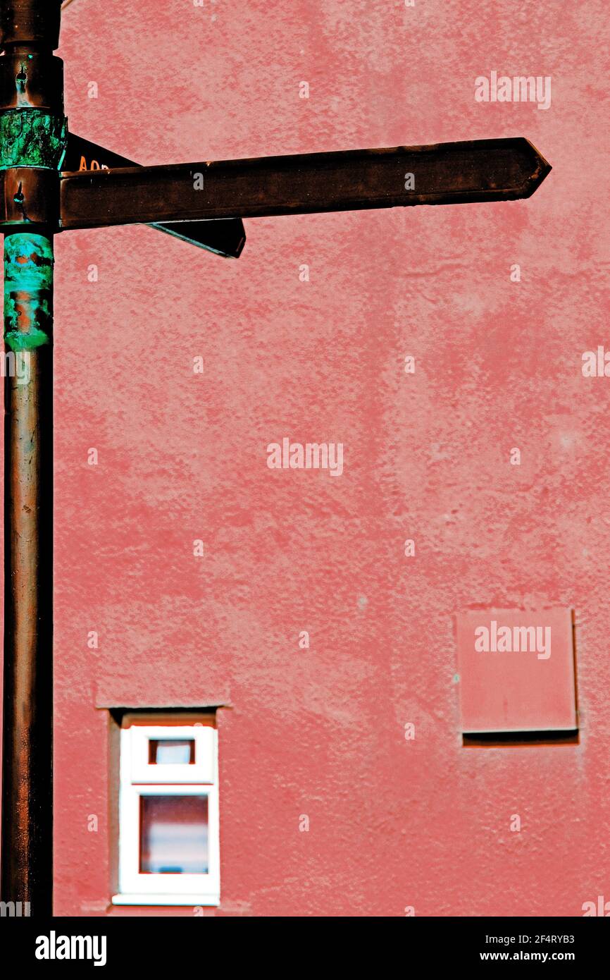 Steel signpost hi-res stock photography and images - Alamy