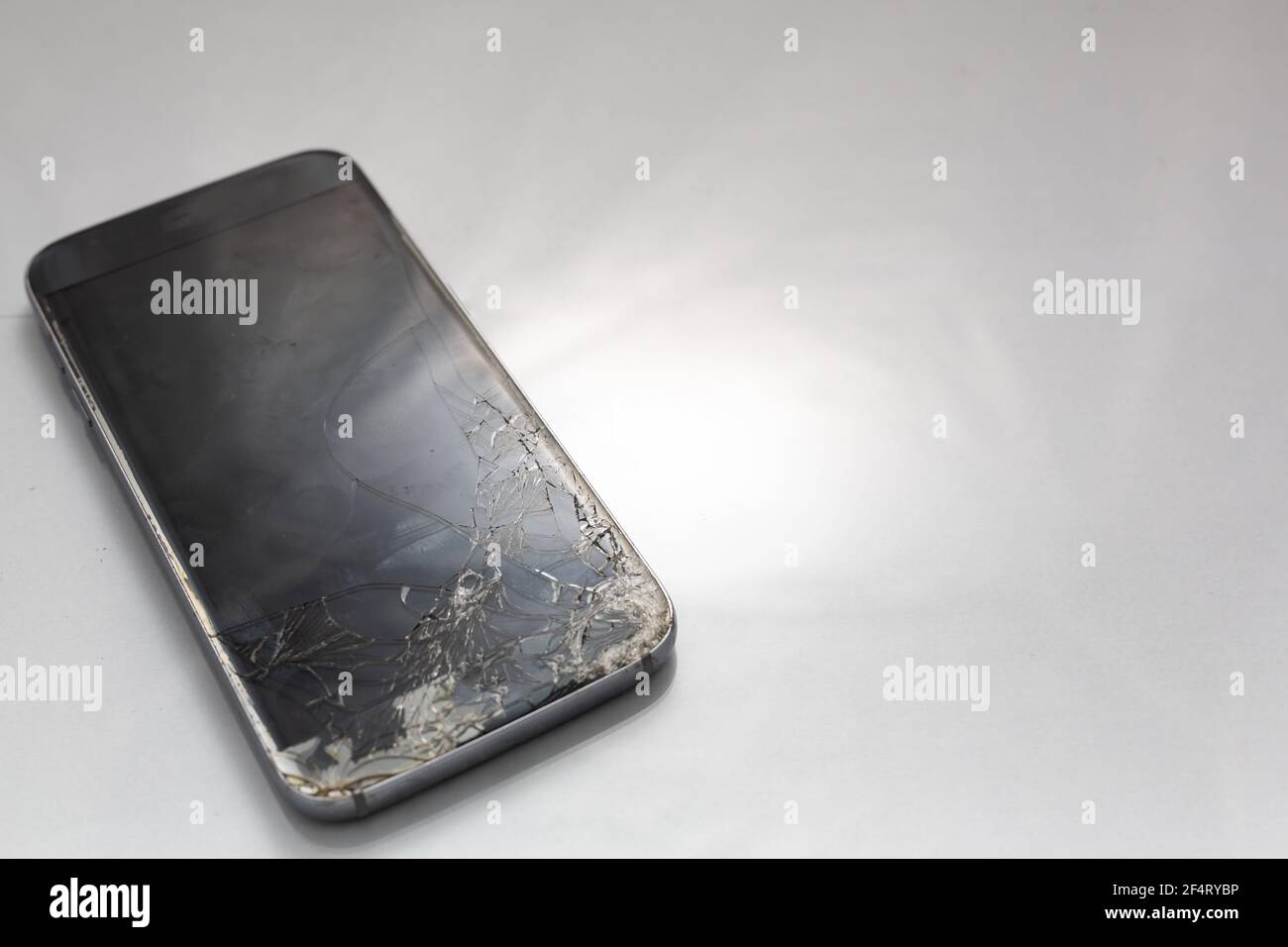 How to repair cracked glass hi-res stock photography and images - Alamy