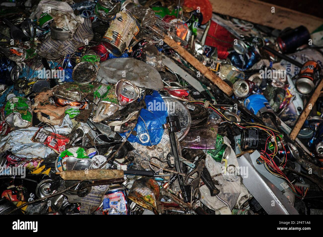 Waste sorting facility hi-res stock photography and images - Alamy Waste sorting facility hi-res stock photography and images - Alamy