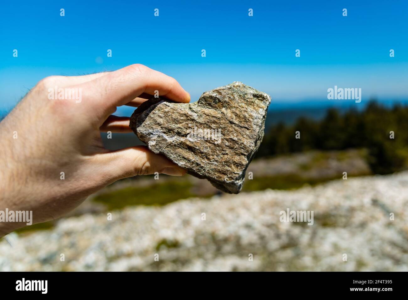Stone with heart shape hi-res stock photography and images - Alamy