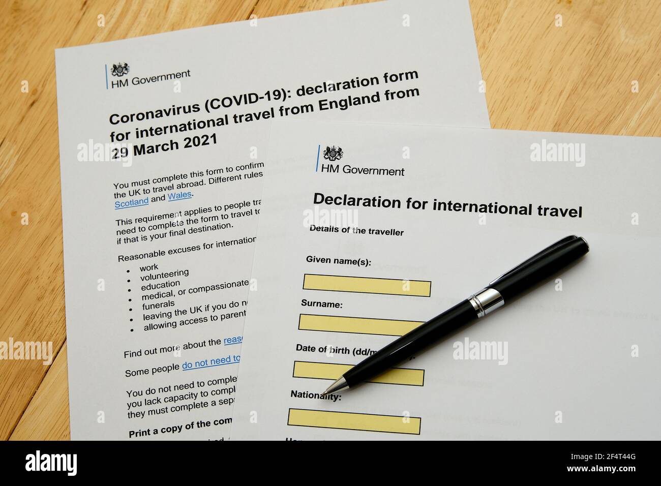 Form coronavirus hi-res stock photography and images - Alamy