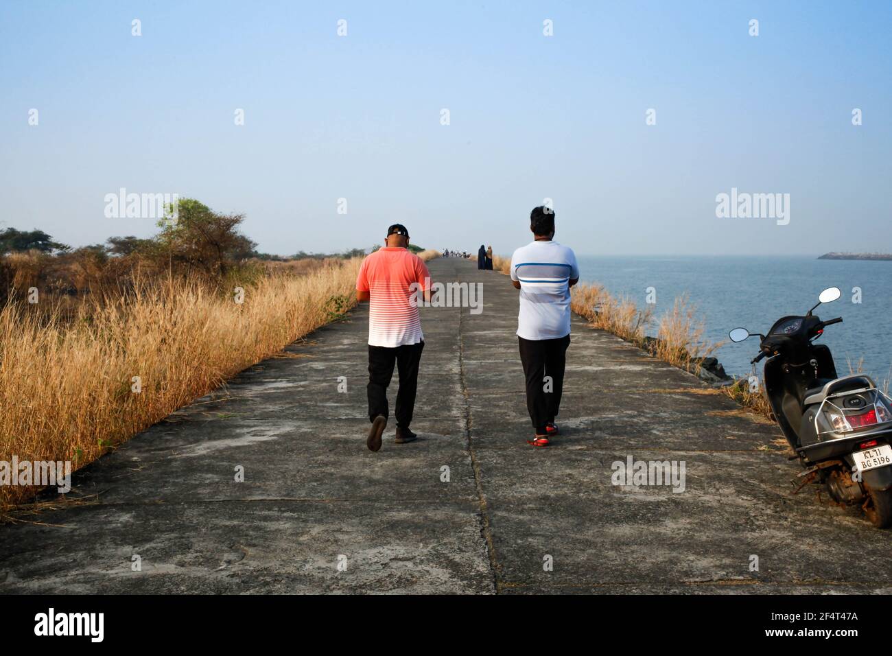 chaliyam fishing harbour Stock Photo - Alamy