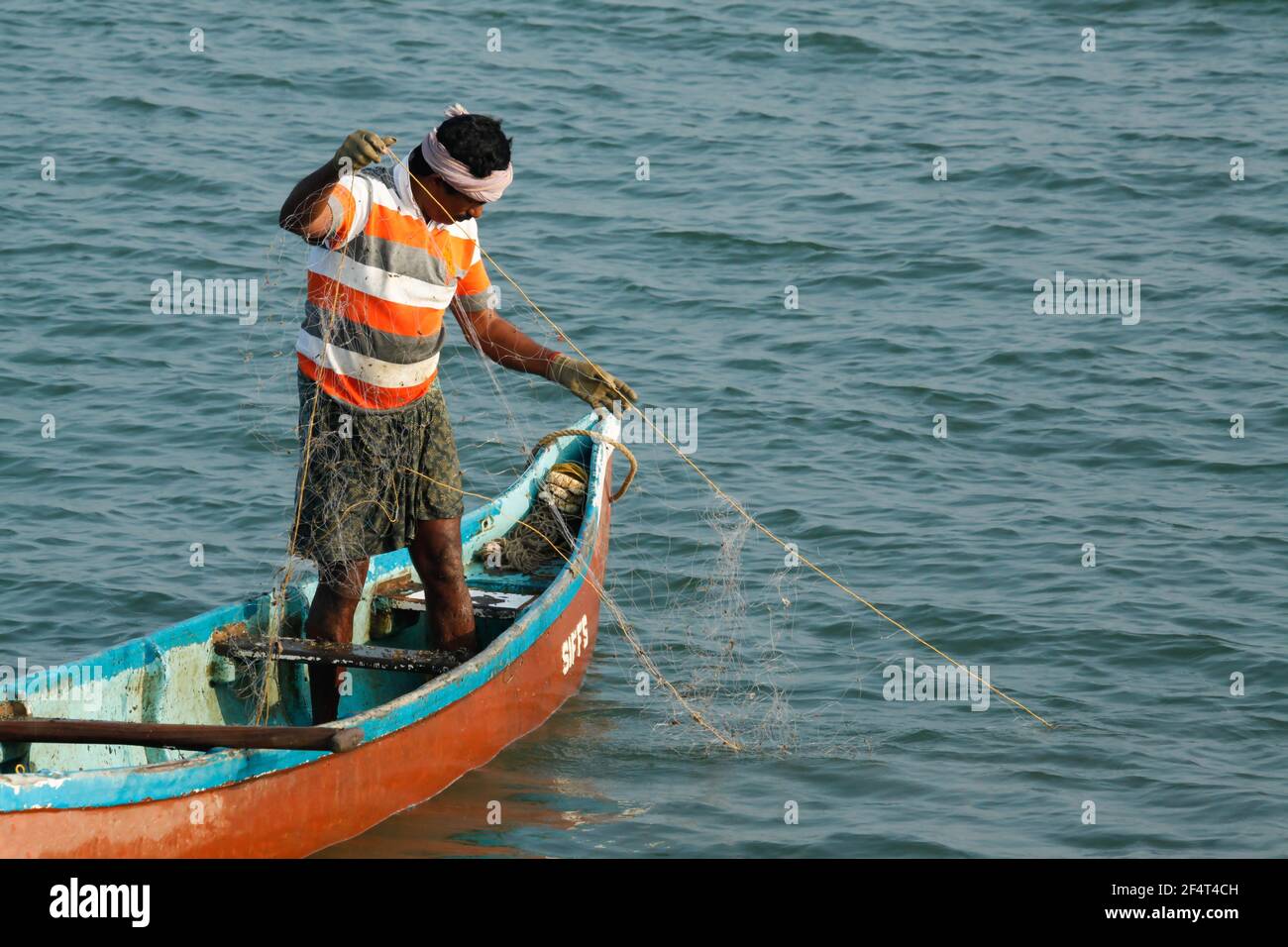 chaliyam fishing harbour Stock Photo - Alamy