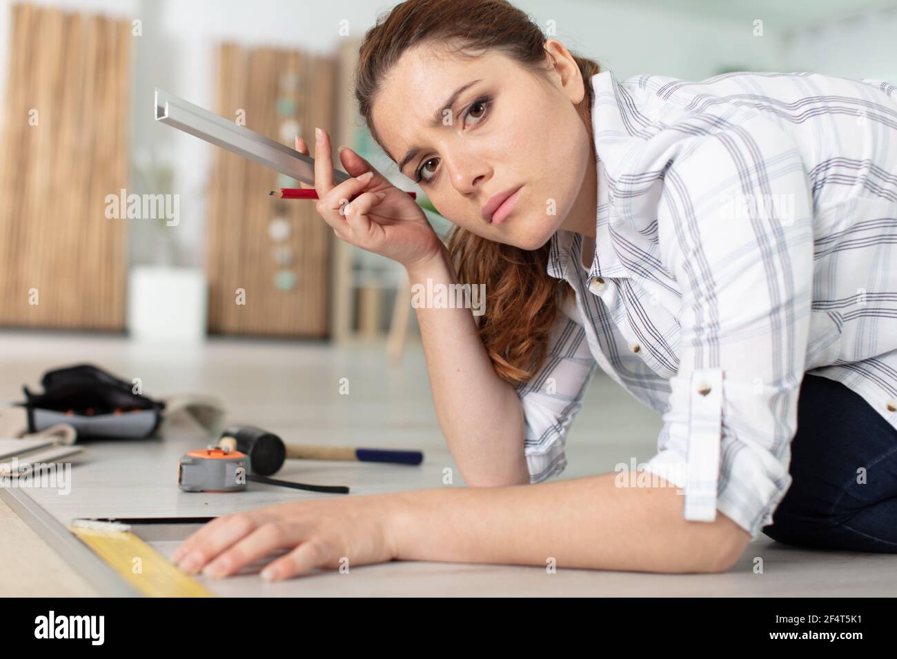 Independent measurements hi-res stock photography and images - Alamy