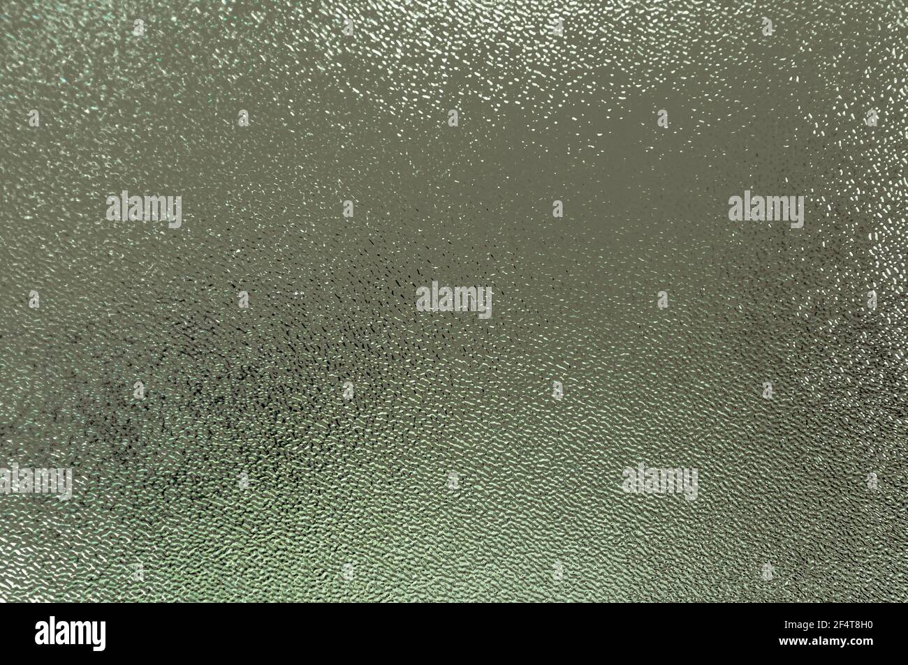 The frosted glass on the window, the distance for the outdoor fuzzy ...