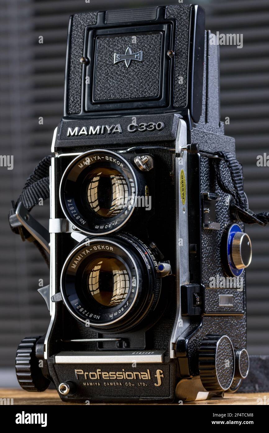 Mamiya c330f hi-res stock photography and images - Alamy