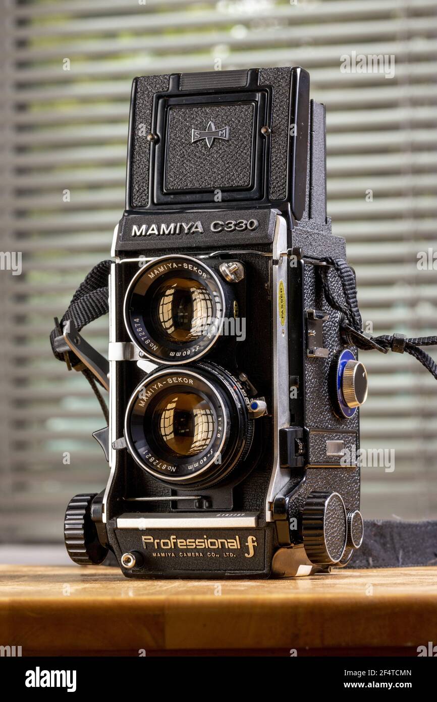 Mamiya c330f hi-res stock photography and images - Alamy
