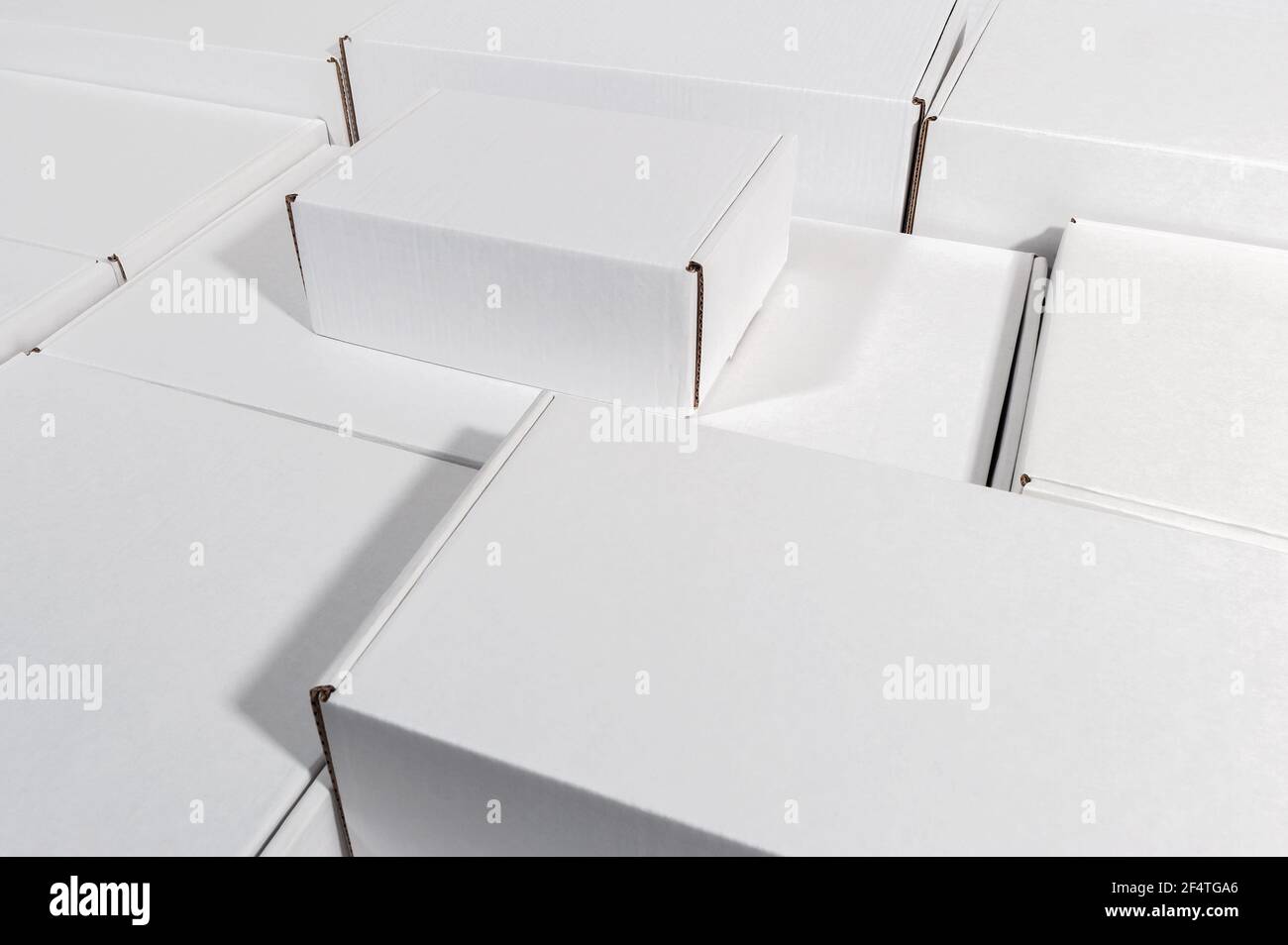 set of new blank white cardboard box different sizes Stock Photo - Alamy